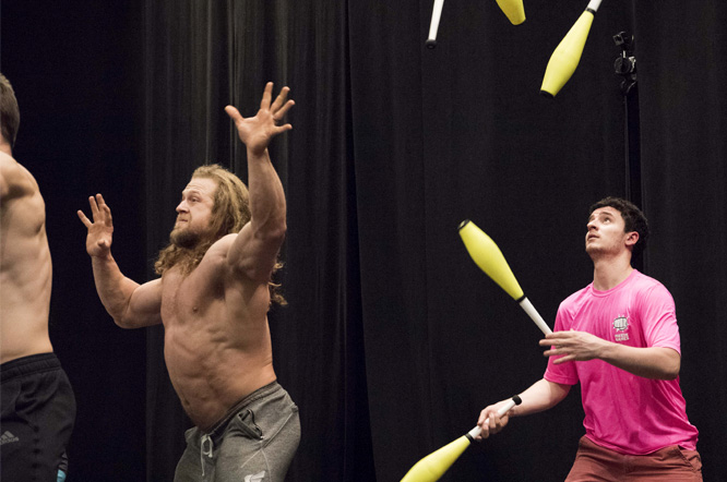 Dodge Juggle
